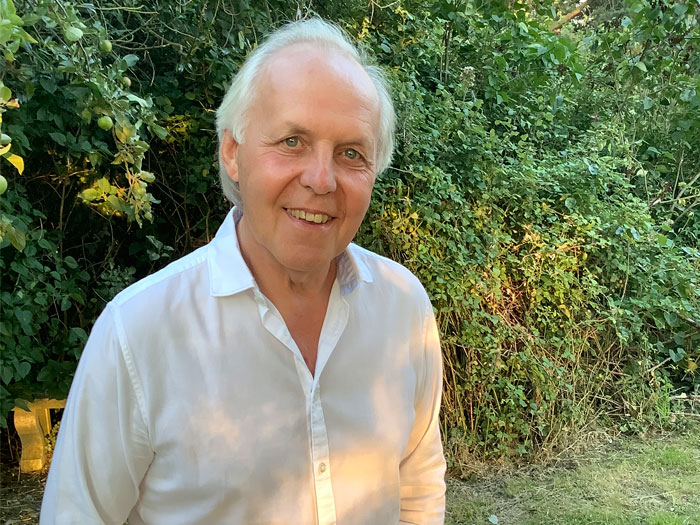 Lester Bennett – darc magazine